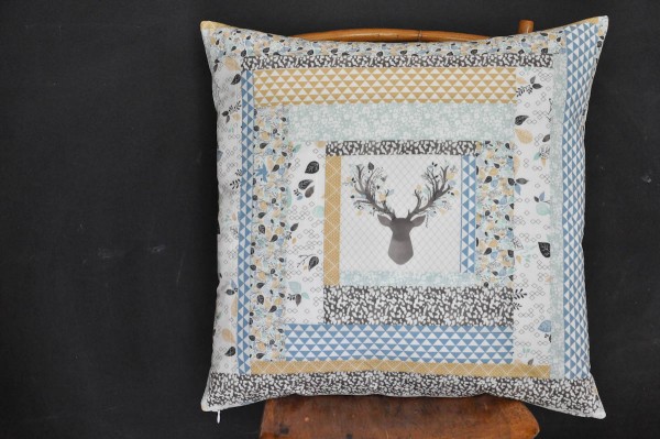 Quilted Log Cabin Pillow Cover - telafante