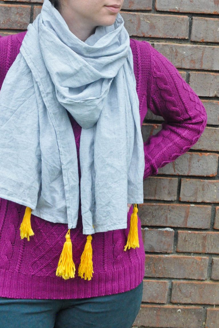 DIY Scarf with Tassels - telafante